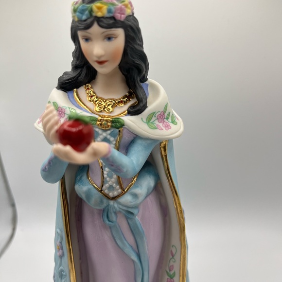 Lenox | Art | Lenox Snow White Fine Porcelain Sculpture Figurine The ...